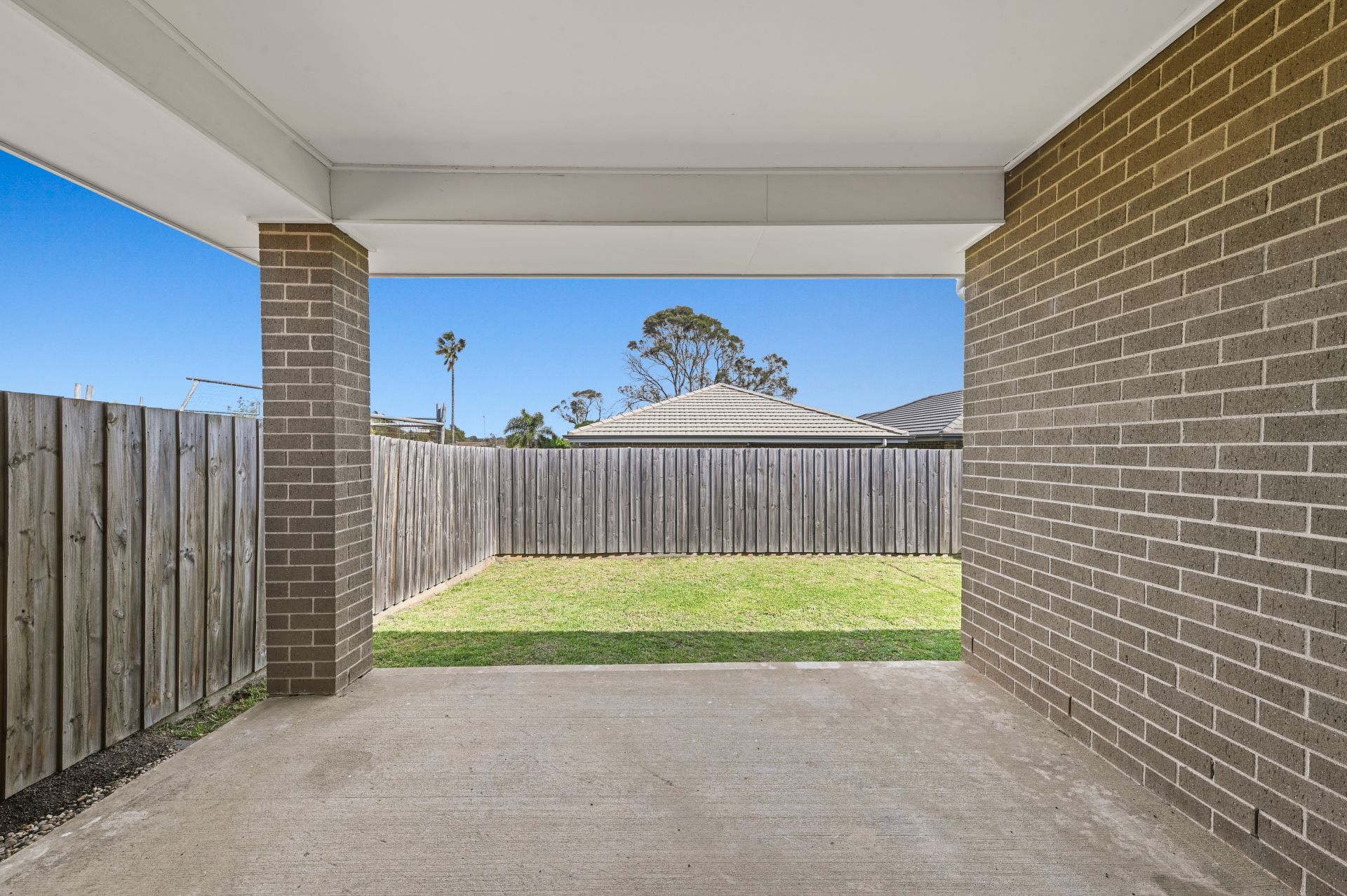 Real Estate For Lease - 60 Orion Road - Austral , NSW