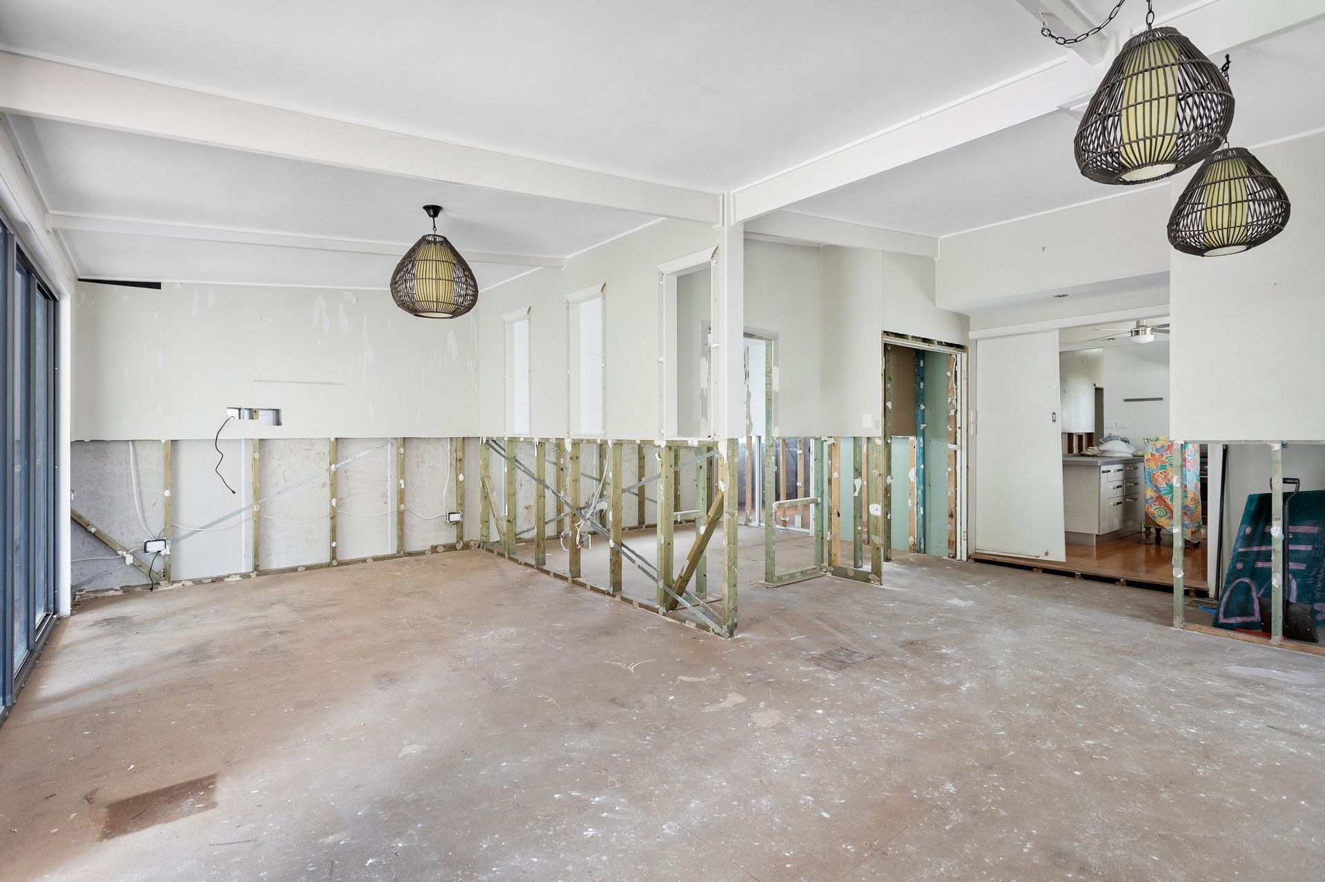 Real Estate For Sale - 181 Geoffrey Road - Chittaway Point , NSW