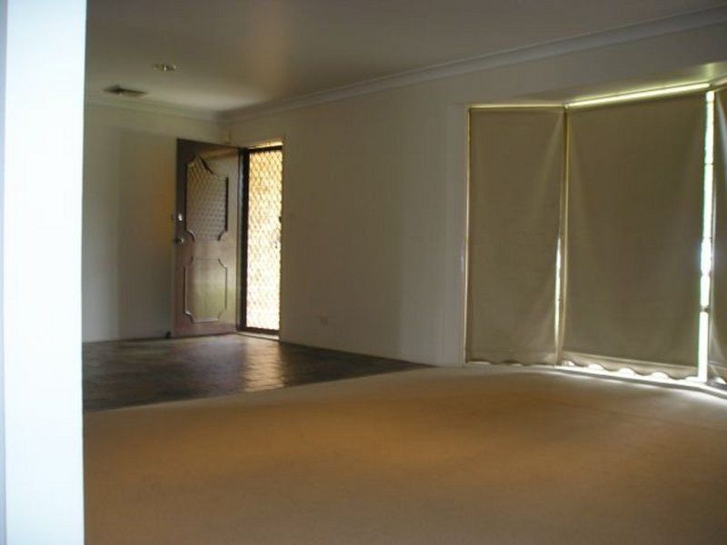 Real Estate For Sale - 14 Nigel Place - Macquarie Fields , NSW