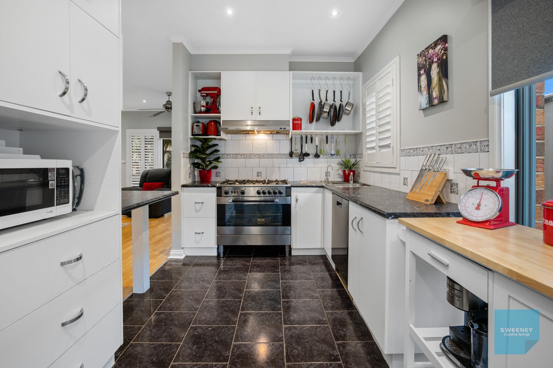 13 Milburn Circuit, CAROLINE SPRINGS | Sweeney Estate Agents