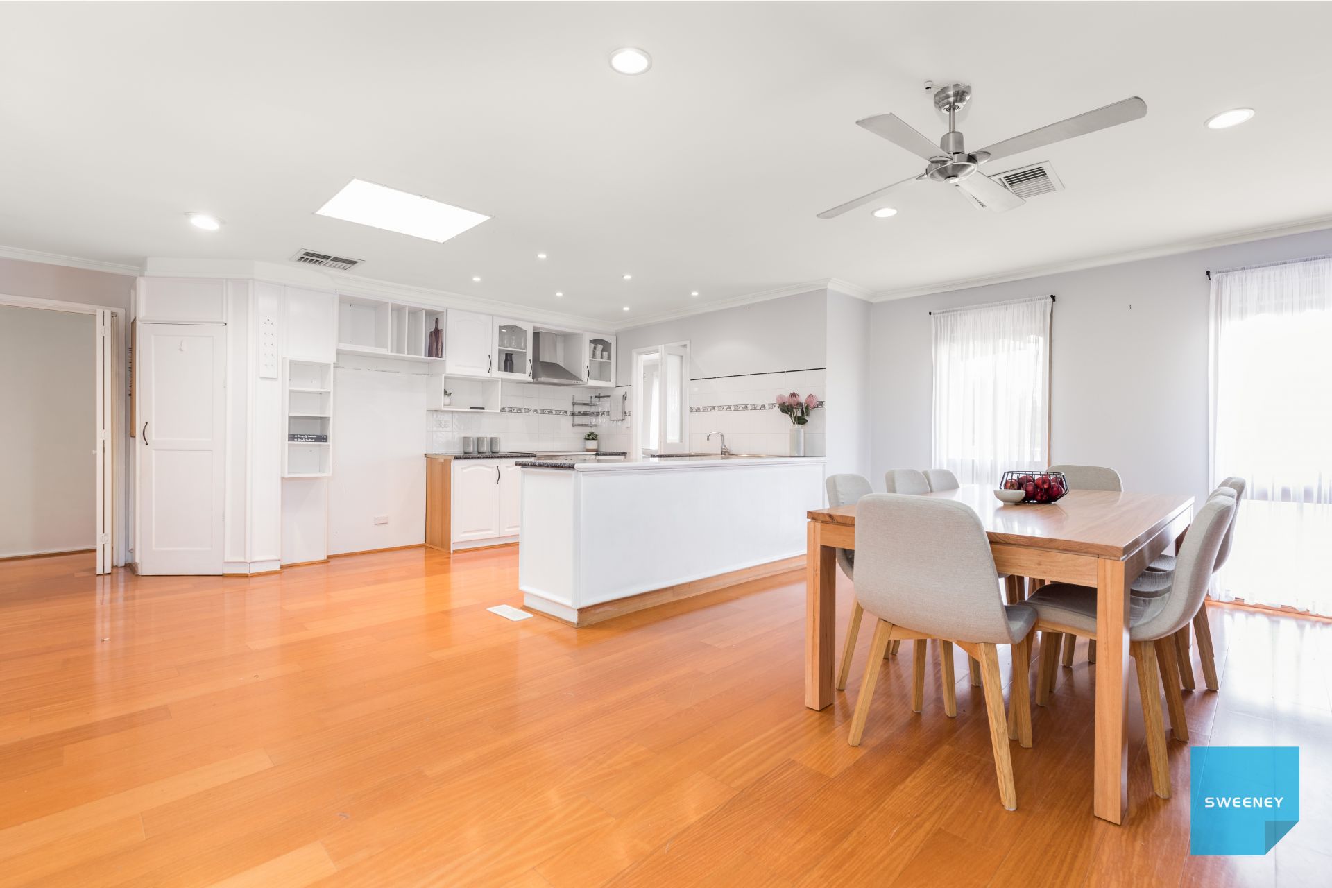 32 Robinsons Road, DEER PARK | Sweeney Estate Agents