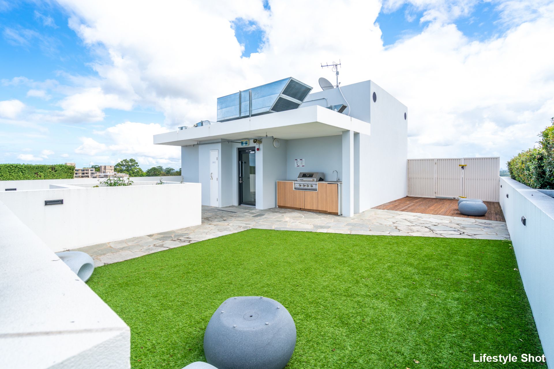 B304/1 Freeman Road, Chatswood | Plus Agency