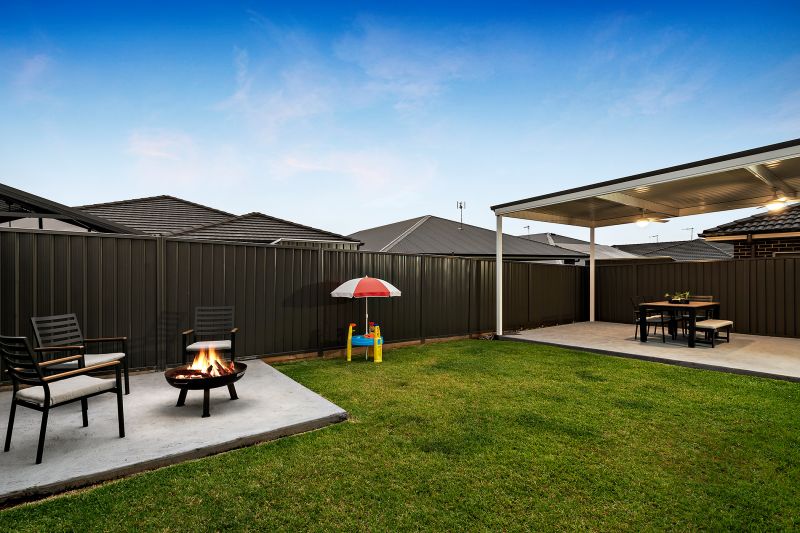 Real Estate For Sale - 41 Floyd Street - Spring Farm , NSW