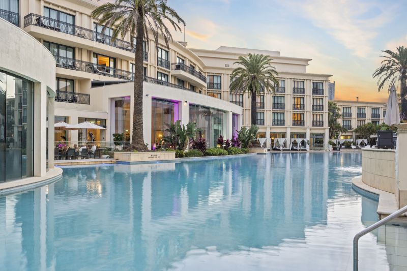 50/94 Sea World Drive, Main Beach | Amir Prestige Group