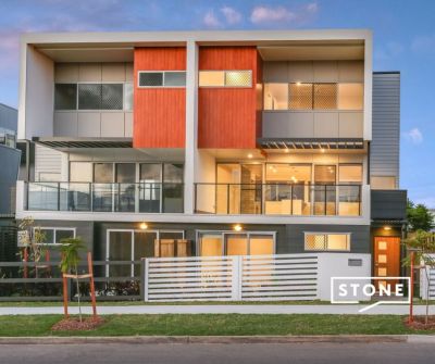 Sarah Heke | Stone Real Estate