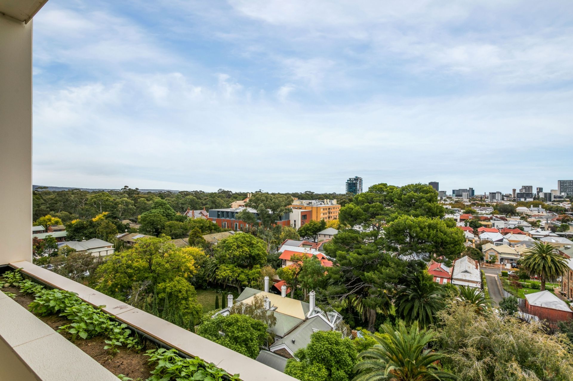 601/250 East Terrace, Adelaide | Fox RE