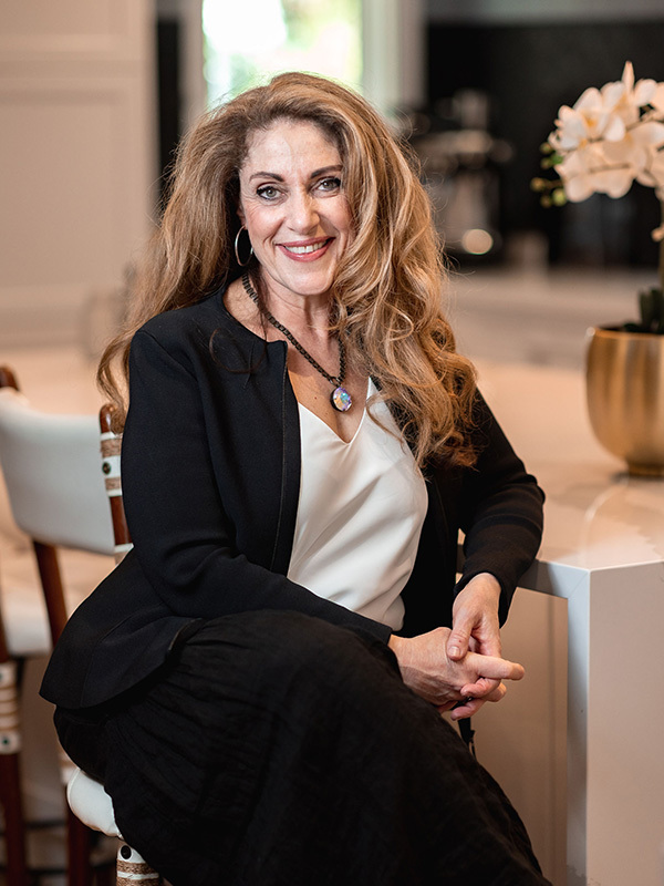Sharon Lampert | Chapman Real Estate
