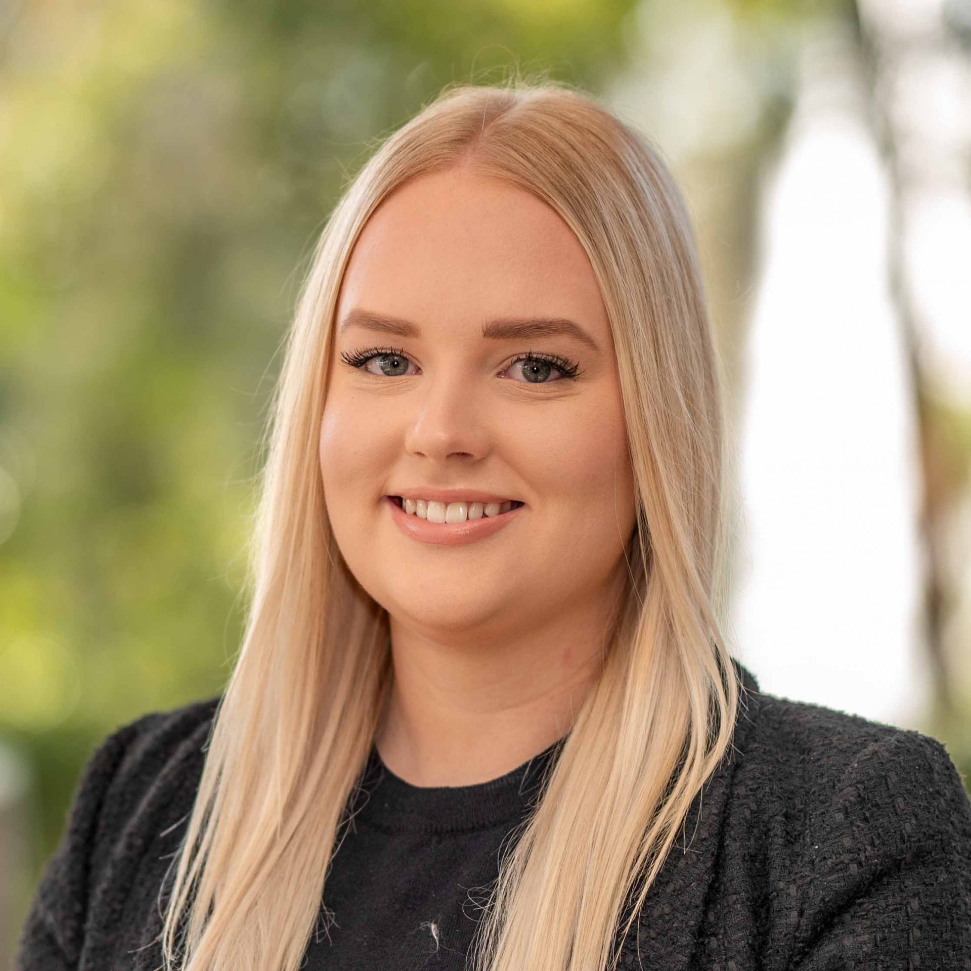 Real Estate Agent | About Us | Team