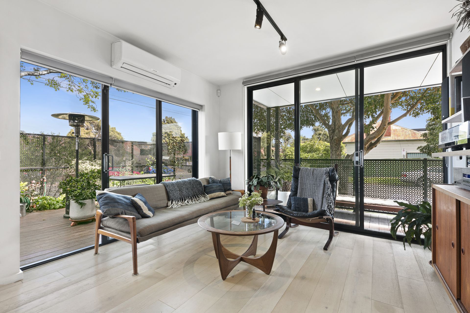 Real Estate For Sale - 1/37 Collins Street - Thornbury , VIC