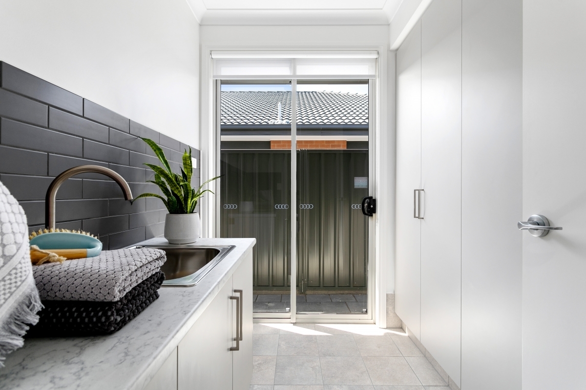 Real Estate For Sale - 4 Saverio Blvd - Angle Vale , SA