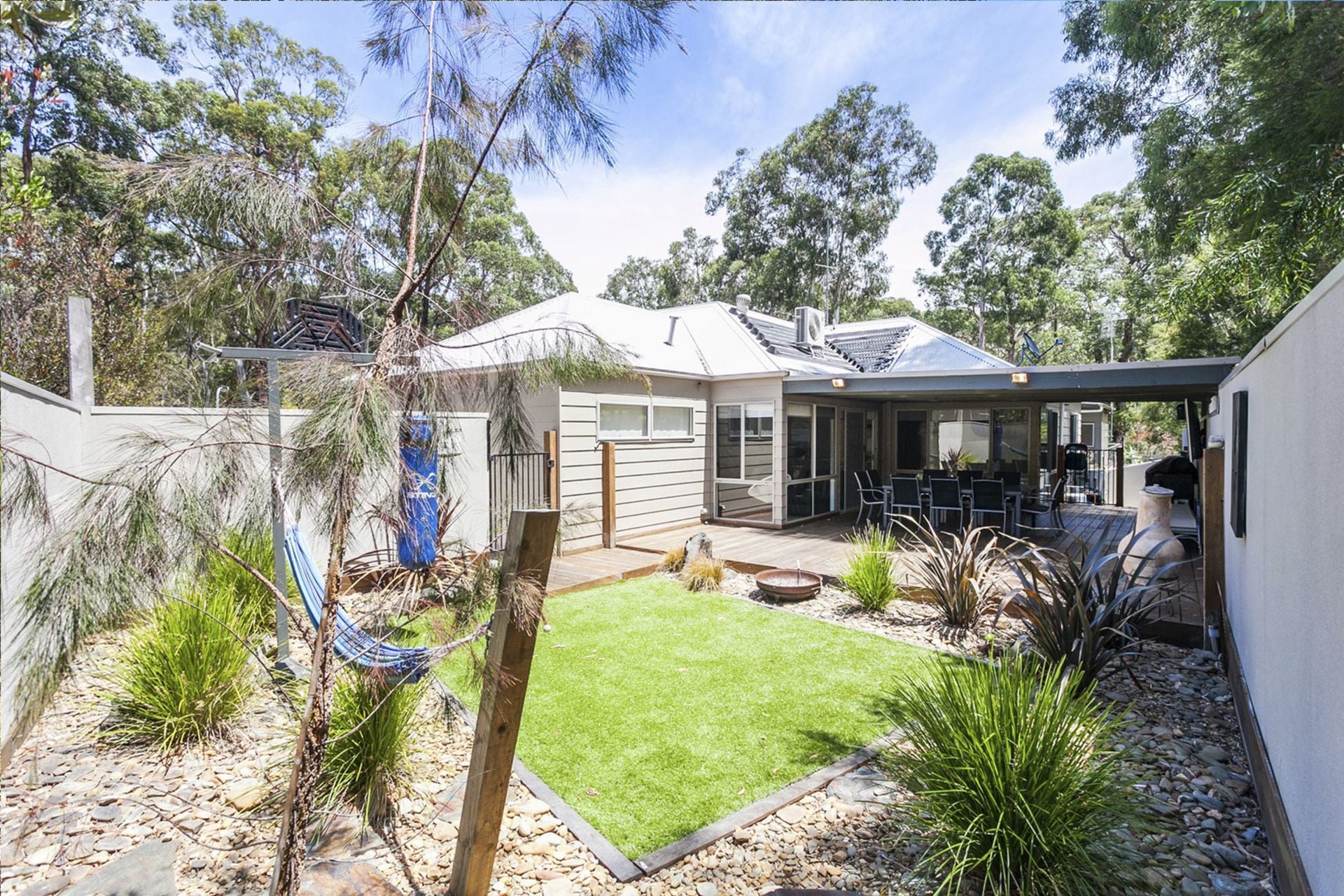 Real Estate For Sale - 8 Allenvale Road - Lorne , VIC