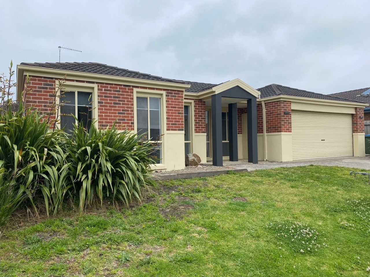 Real Estate For Lease 12 Bagshot Court Mornington VIC