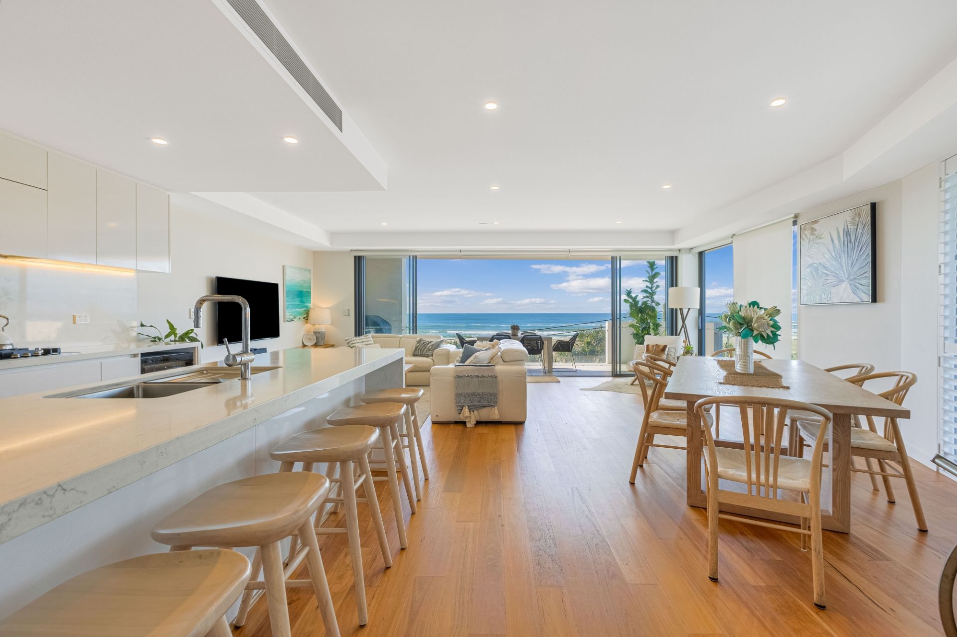 5/174 Pacific Parade - Bluewater On Pacific, Bilinga | DJ Stringer ...