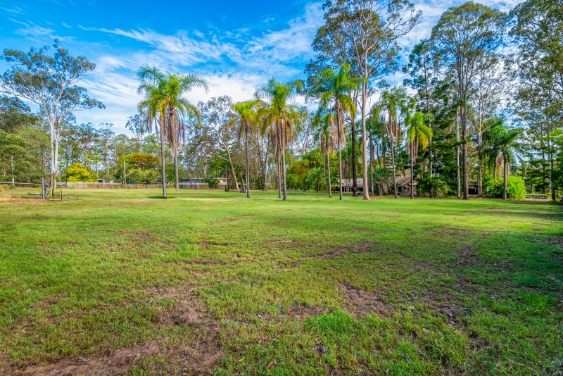 Real Estate For Lease - 131-137 Rosia Road - Park Ridge South , QLD