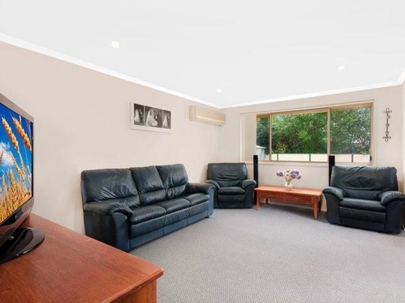 Real Estate For Sale - 4 Raco Close - Edensor Park , NSW