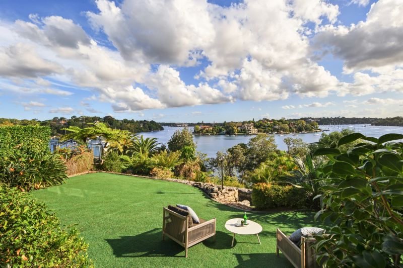 Real Estate For Sale - 18 Robertson Street - Greenwich , NSW