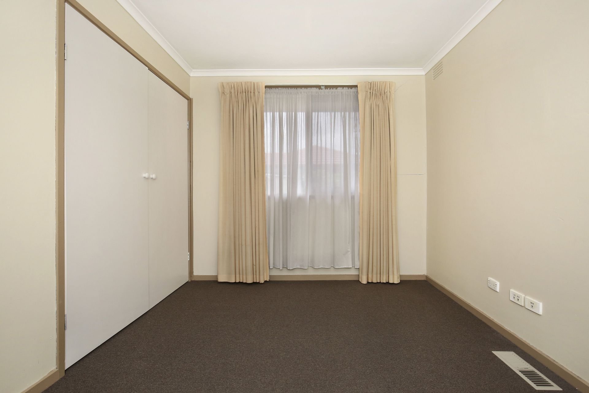 Real Estate For Lease - 15 Gloaming Court - Mill Park , VIC