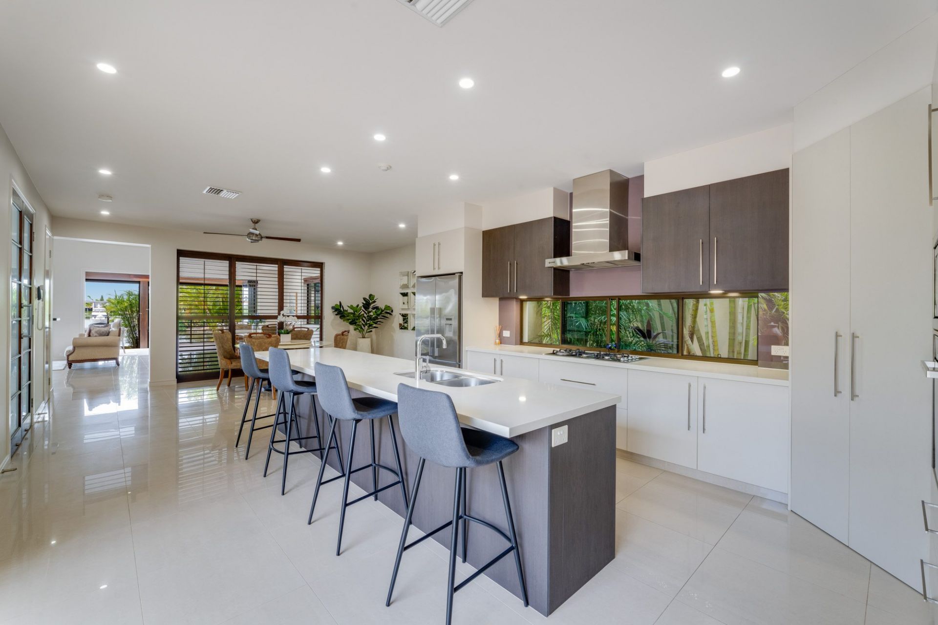 3103 Riverleigh Drive, Hope Island | Amir Prestige Group