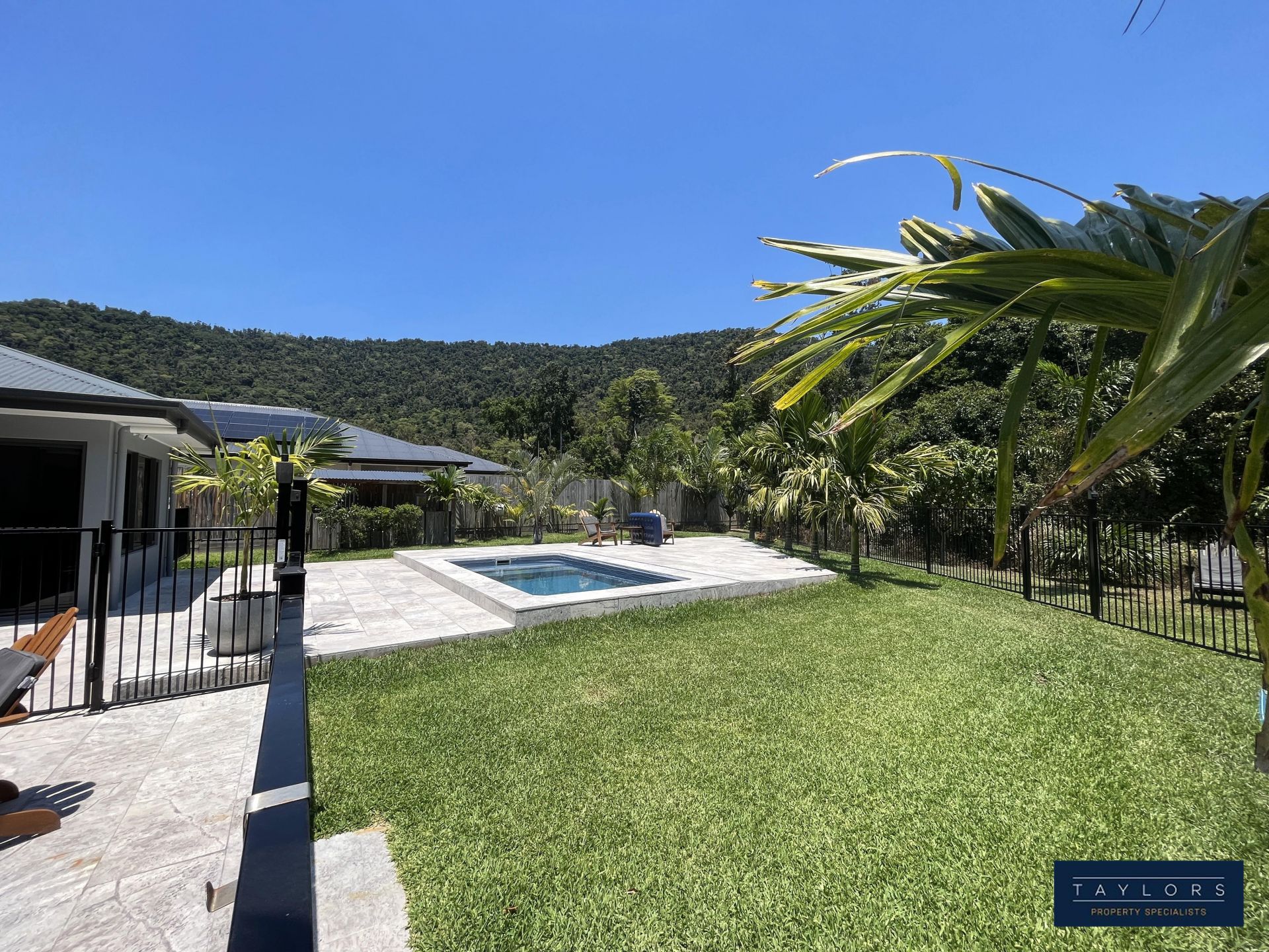 23 Nathan Court, Jubilee Pocket | Taylors Property Specialists
