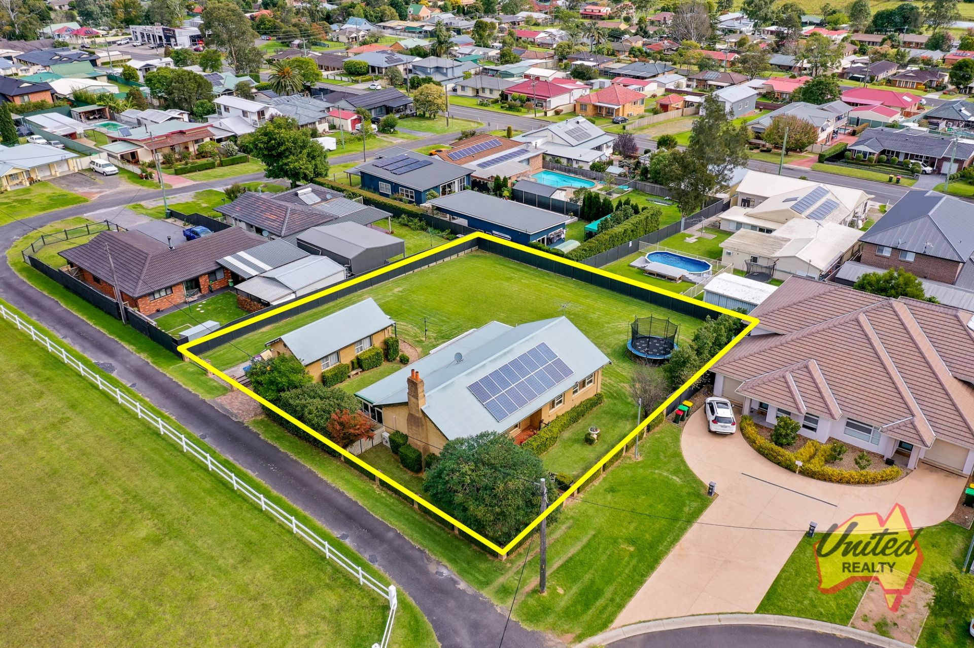 3 Merlin Street, The Oaks | United Realty